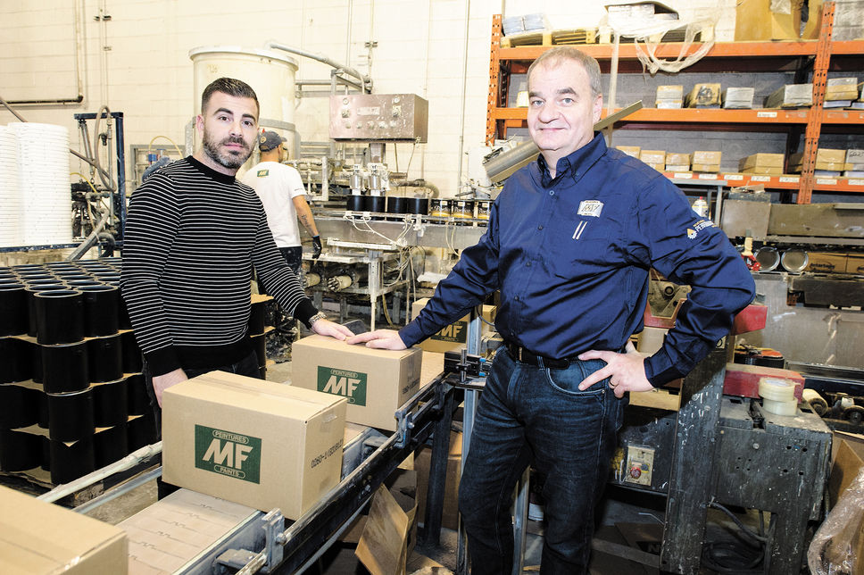 Plastic can for MF Paints products in China | MF Paints